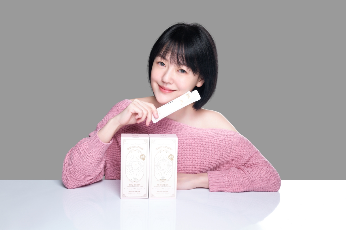 好喝有感又不貴！小S澎潤、發光的盛世美顏秘訣：TK膠原蛋白飲，男生女生都可以～ - iGorgeous